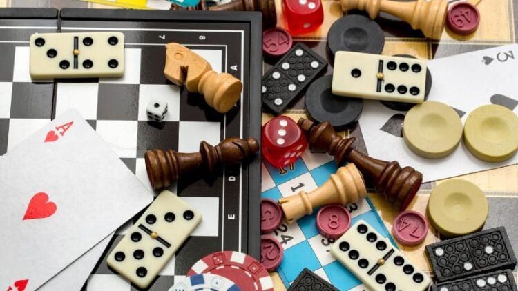 5000 DICE GAME RULES - How To Play 5000