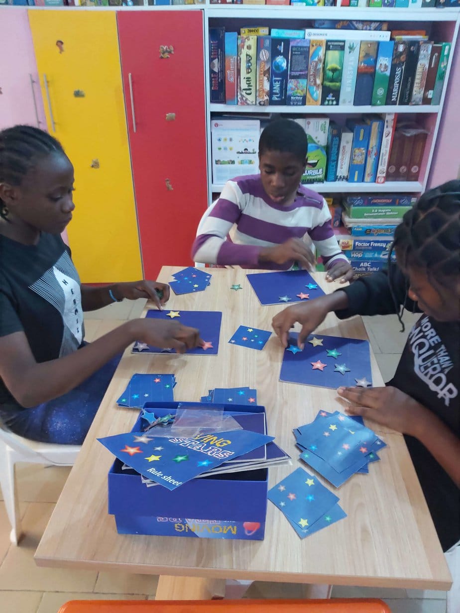 MOVING THE STARS Game Rules - How To Play MOVING THE STARS