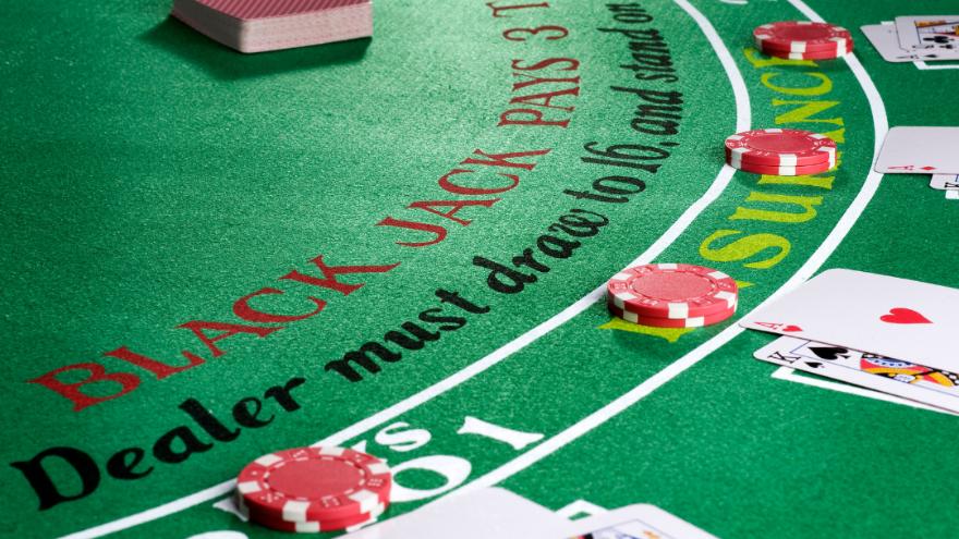 ULTIMATE GUIDE TO BLACKJACK STRATEGY - Game Rules