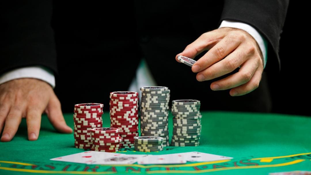 ULTIMATE GUIDE TO BLACKJACK STRATEGY - Game Rules