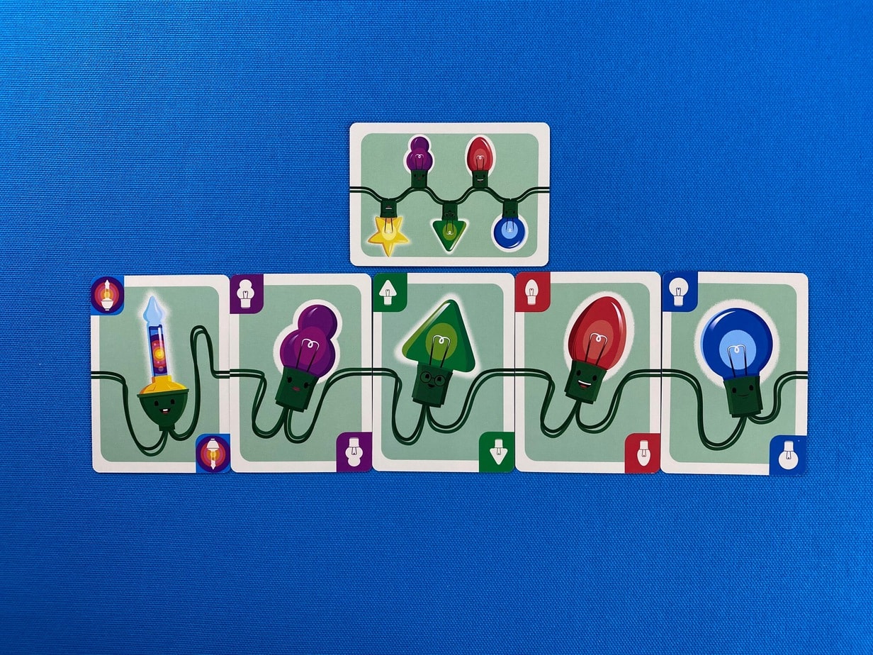 CHRISTMAS LIGHTS Game Rules - How To Play CHRISTMAS LIGHTS