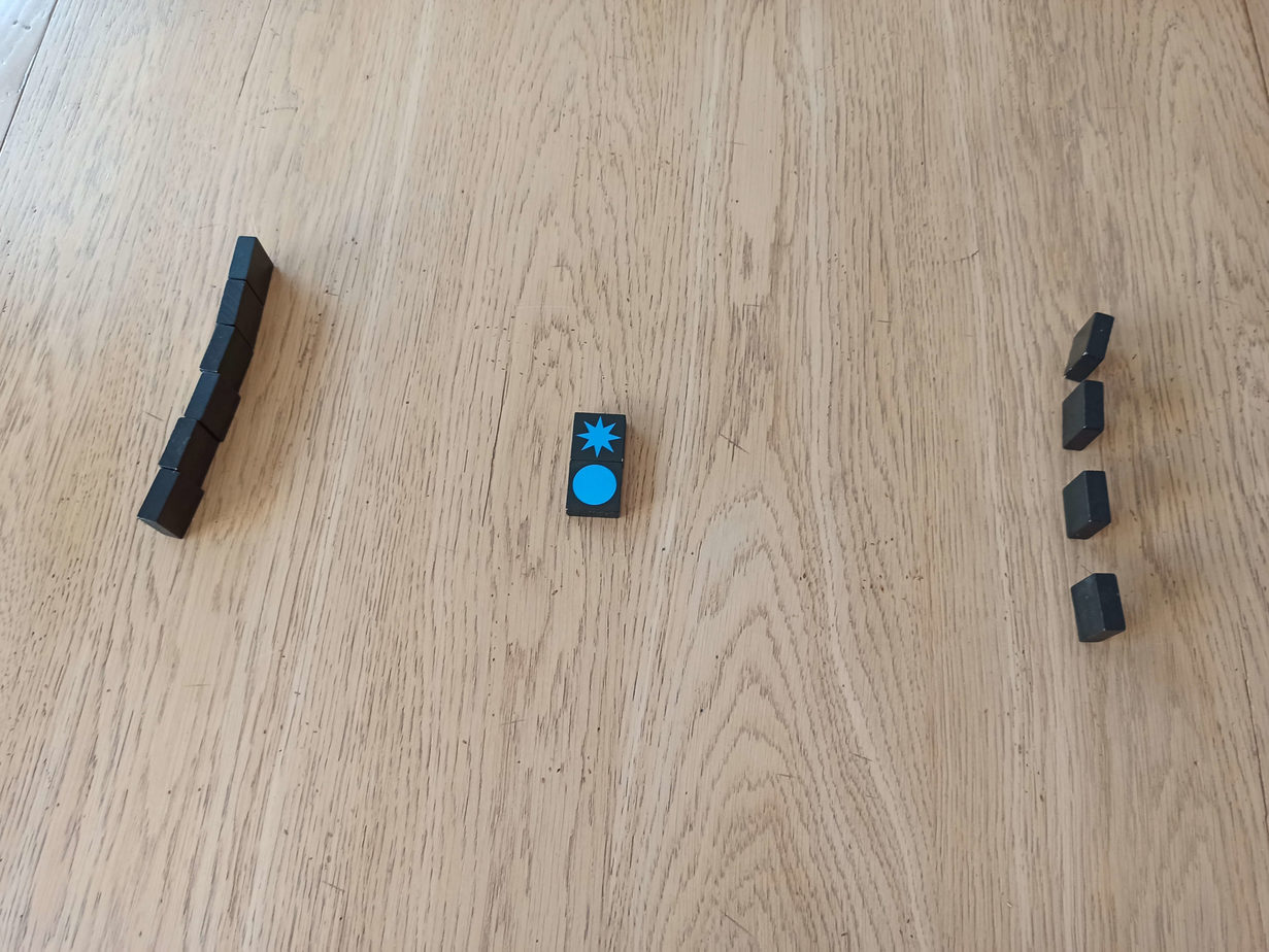 QWIRKLE - Learn How To Play With Gamerules.com