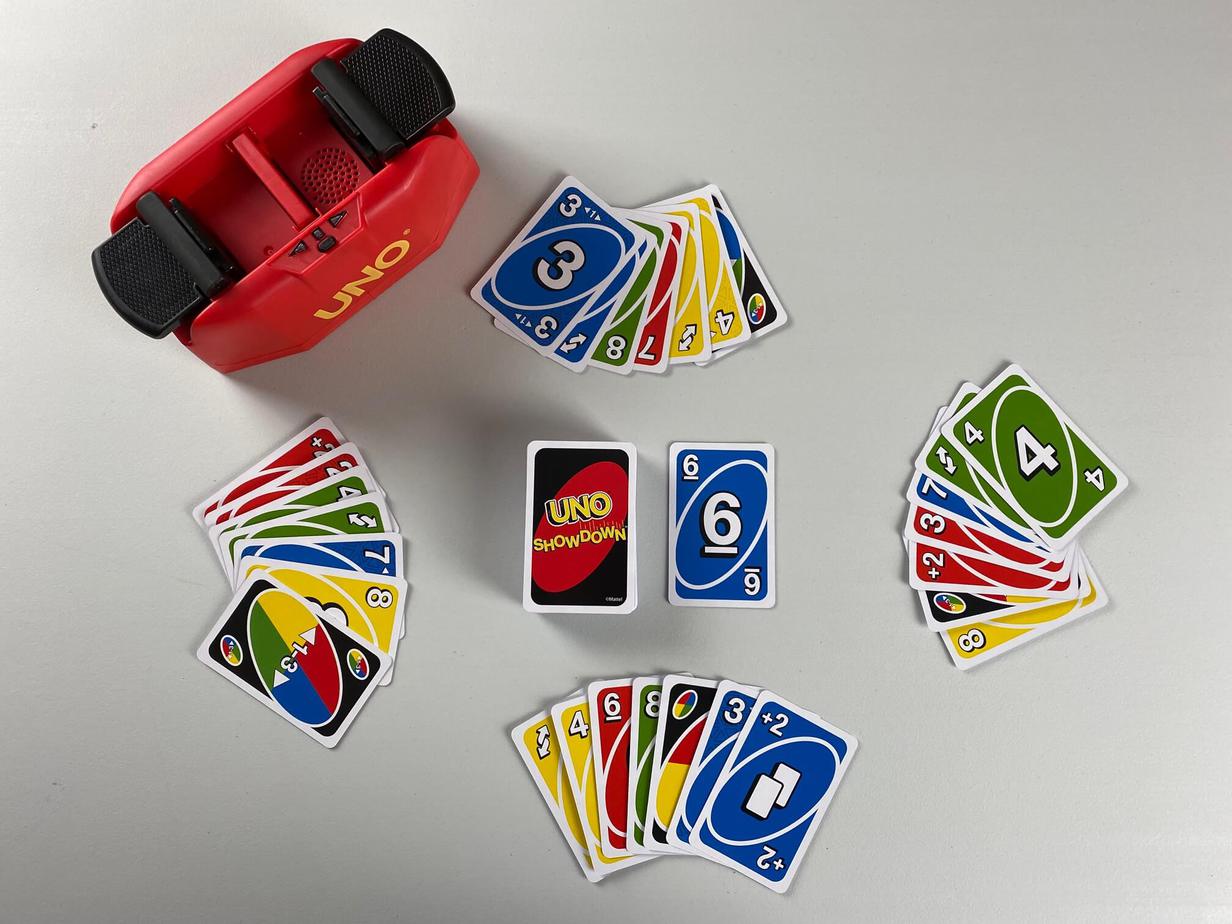 UNO SHOWDOWN Game Rules - How To Play UNO SHOWDOWN