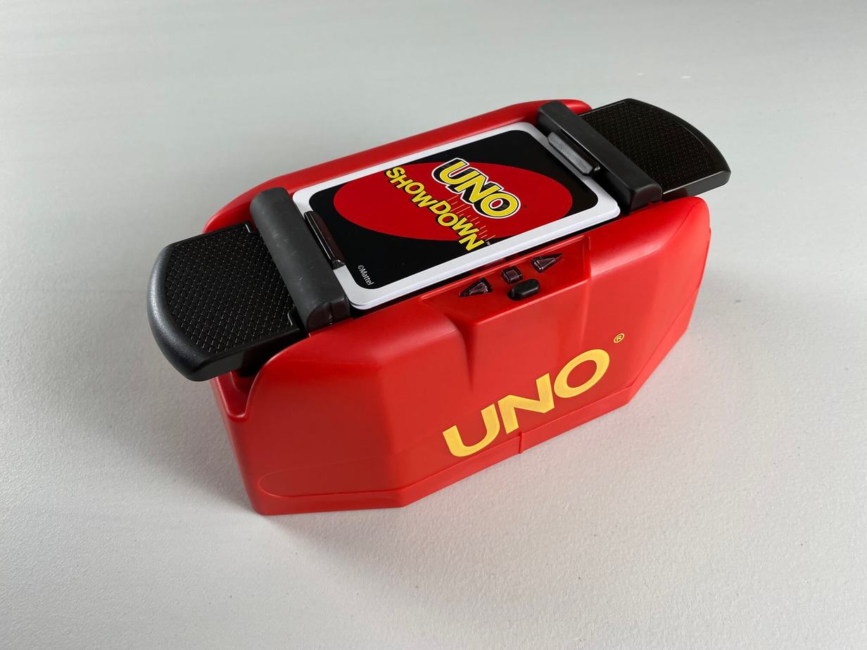 UNO SHOWDOWN Game Rules - How To Play UNO SHOWDOWN