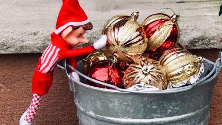 45 Super Fun Christmas Games for the Entire Family - Game Rules