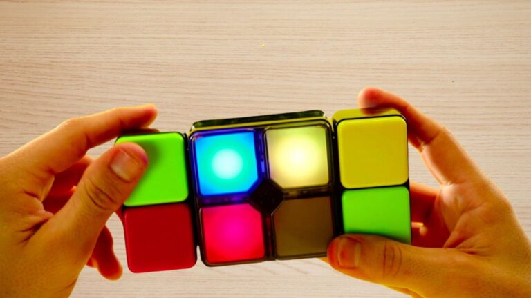 15 BEST GAMES TO PLAY ALONE - Game Rules