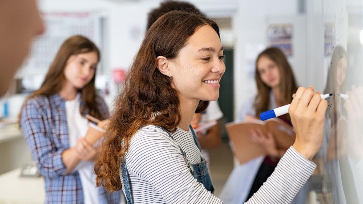20 Indoor Classroom Games for High School Students - Game Rules